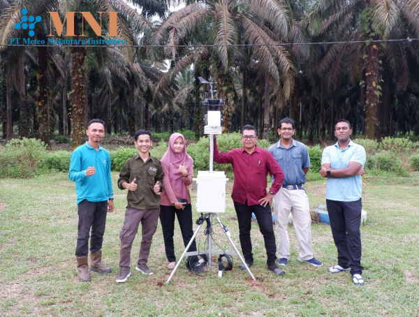 INSTALASI AUTOMATIC WEATHER STATION DAVIS (AWS) PT AGRO INDOMAS - Meteo ...